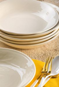 Deep plates (set of 6) – Studio Yaara
